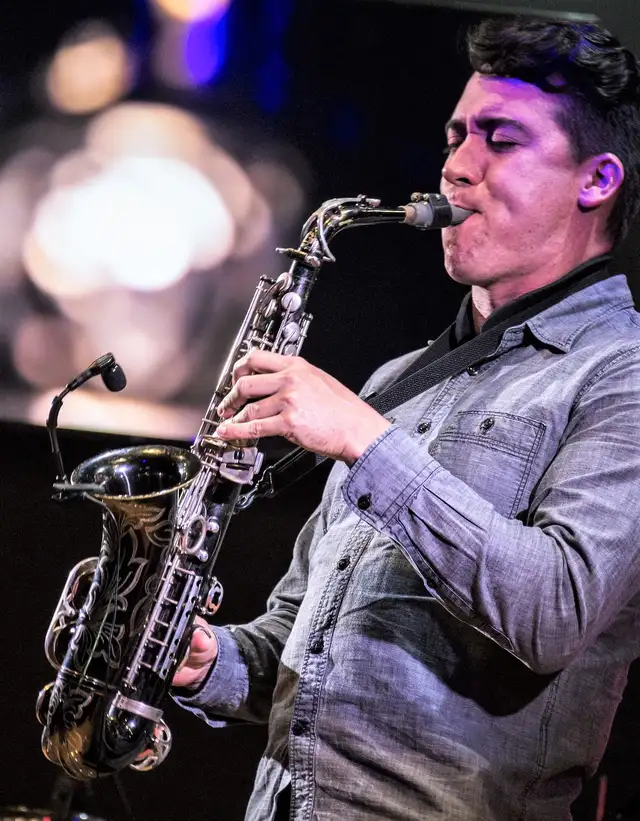 Cours de Musique à Domicile dans Ahuntsic | Music Lessons | City of ...