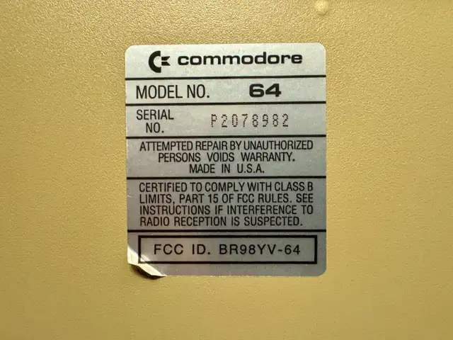 Commodore 64 | Desktop Computers | City of Montréal | Free local ...