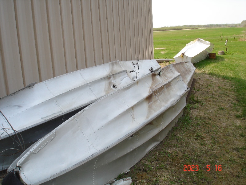 Edo 3430 floats and assorted Edo parts | Other | Winnipeg | Kijiji