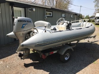 2000 Zodiac Yachtline 40HP **Honda** | Vedettes et bateaux à moteur ...