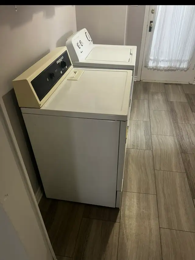 Beautiful 2-Bedroom Lower Unit – Available Now | Long Term Rentals ...