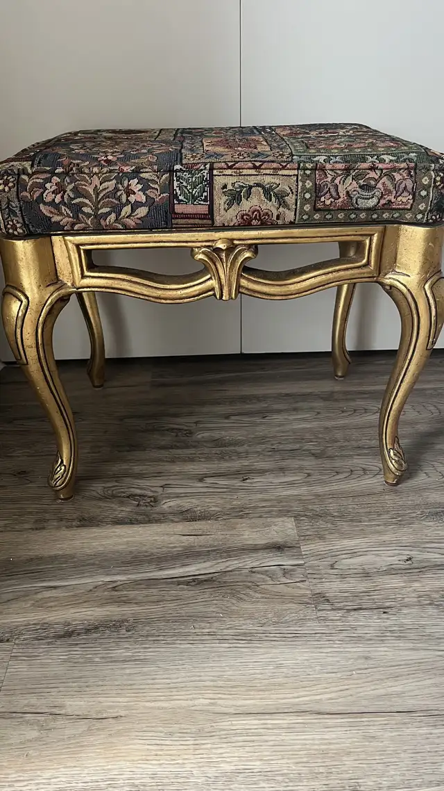 2 benches with gold leaf | Chairs & Recliners | Laval / North Shore ...