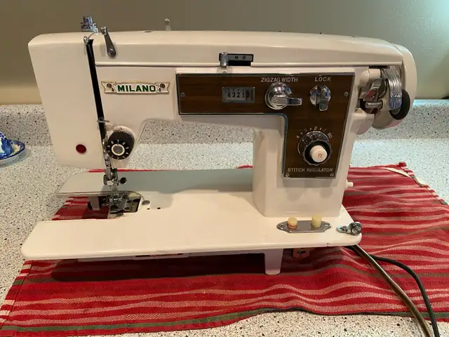 Vintage Antique Milano Sewing Machine Italian | Hobbies & Crafts ...