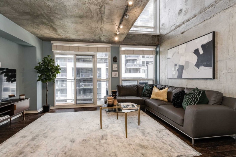 2 Storey Loft 2Bdrm/ 2 Full Bth Layout. Open Concept Design | Condos ...