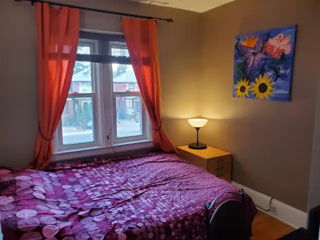 Lawrence and Yonge 5 min to Yonge Subway $750 | Room Rentals ...