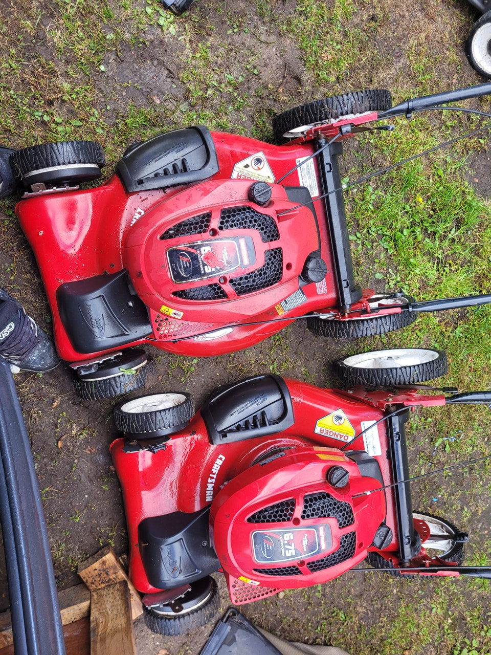 2 craftsman lawn mowers | Lawnmowers & Leaf Blowers | Prince George ...