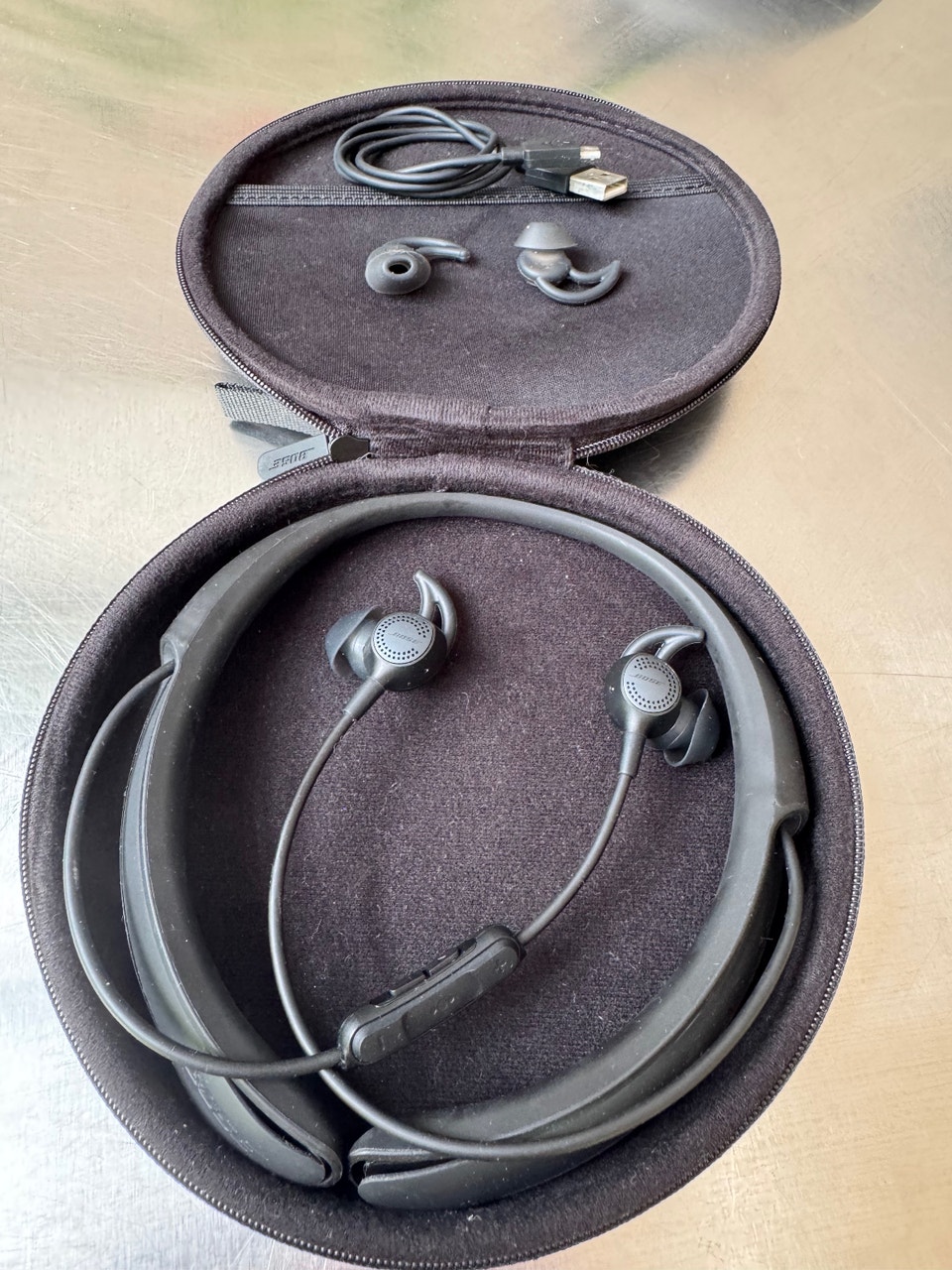 Bose QuietControl 30 (QC30) Wireless Noise Cancelling Headphones ...
