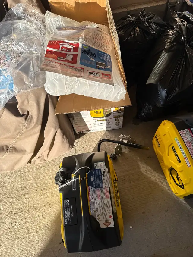 Used For 8 Days Champion 3300W Running /4000W Peak Dual Fuel | Other ...
