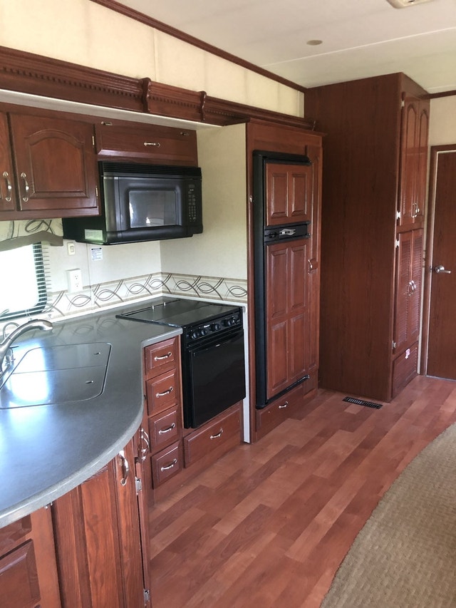 2007 Carri-Lite 5th Wheel 37 foot Toy Hauler. | RVs & Motorhomes | Red ...