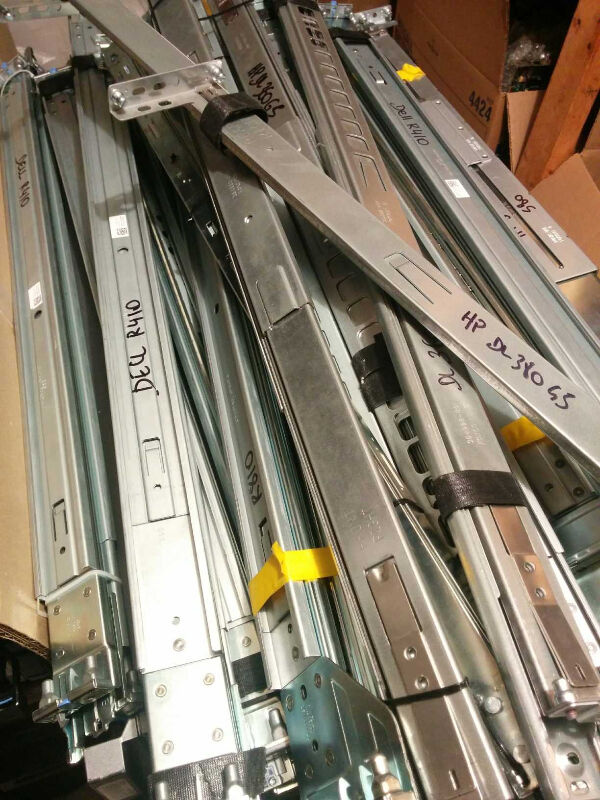 HP DELL IBM server rails for sale (updated) | Serveurs | Laval/Rive ...