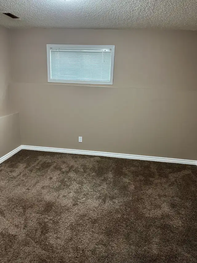 Two-Bedroom Walkout Basement Suite in Shawnessy w/Priv. Entrance | Long ...