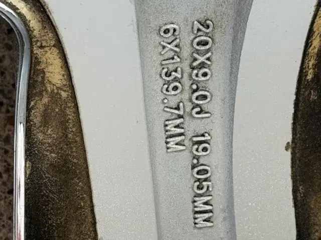 20 inch Toyo Snow Tires and Rims | Tires & Rims | Kitchener / Waterloo ...