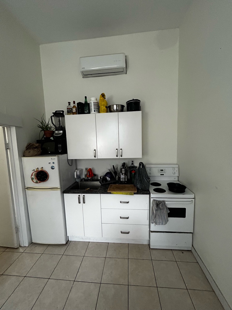 one bedroom plus den | Long Term Rentals | New Glasgow | Free local ...