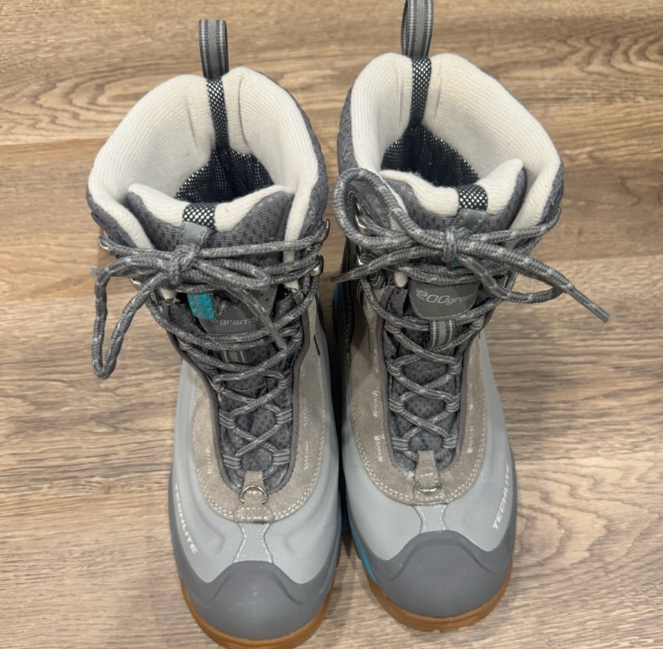 Columbia Techlite Waterproof Boots size 7 (offers welcome) | Women's - Shoes | Calgary | Free ...