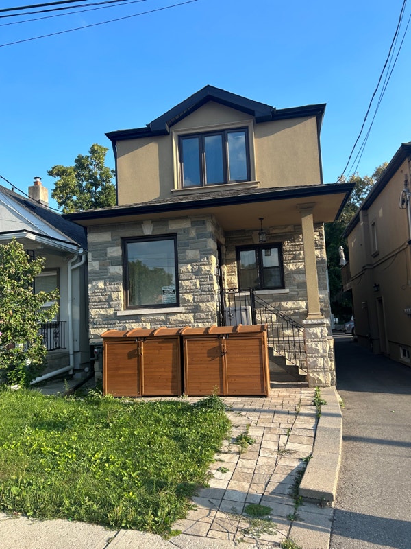 A MODERN 2 BEDROOM BASEMENT APARTMENT FOR RENT IN WEST TORONTO! | Long ...