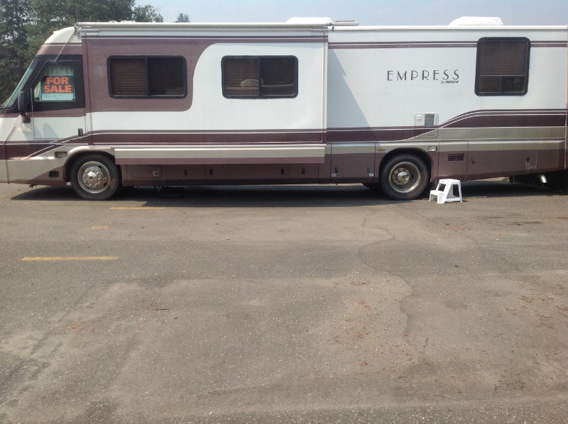 36 foot Triple E Empress motorhome | RVs & Motorhomes | Quesnel | Kijiji