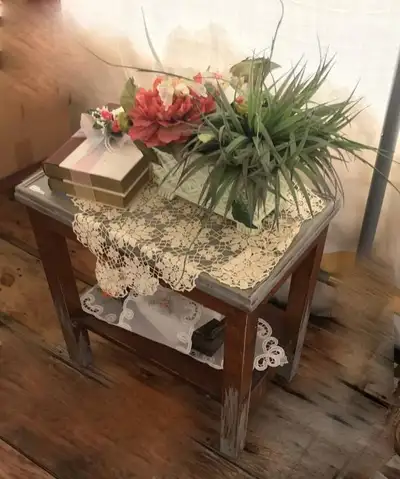 Kijiji coffee table store
