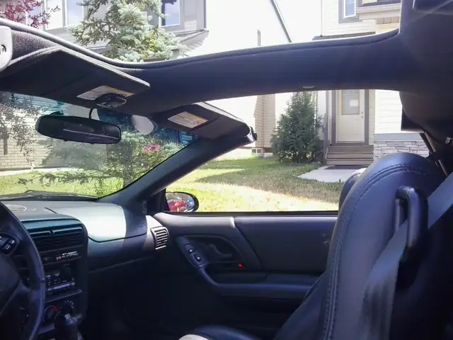 2002 LS1 Camaro Z28 Only 9900 kms 35th Anniv Edition | Classic Cars ...