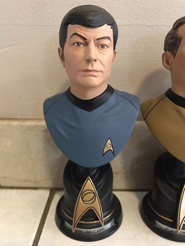 STAR TREK SIDESHOW COLLECTIBLES BUSTS STATUE FIGURES | Arts ...