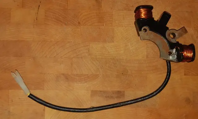 Tecumseh Snow Blower Stator Charging Coil P.N. 611111, E.U.C ...