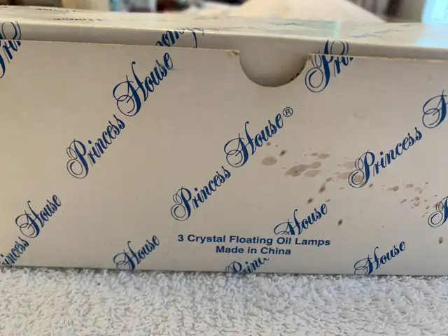 NEW 3 Crystal Princess House Floating Oil Lamp Candles | Home Décor ...