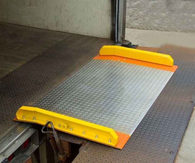 curb ramp, ground level ramp, container ramp, loading ramps | Other ...