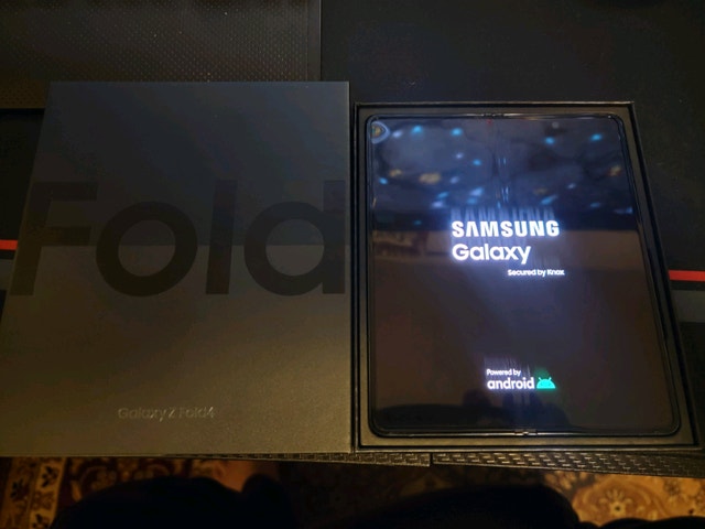 Samsung Galaxy Z Fold 4 512GB Black unlocked....$1999..Receipt.. | Cell ...