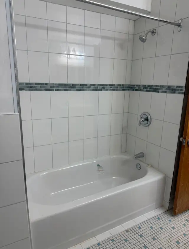 BEAU 4.5 MONTREAL NORD LIBRE MAINTENANT RÉNOVÉ PEINTURÉ | Long Term ...