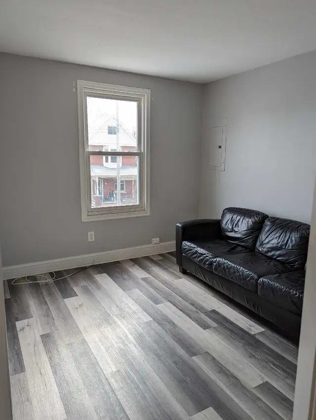 1 bed 1 bath bright and clean upper level unit | Long Term Rentals ...