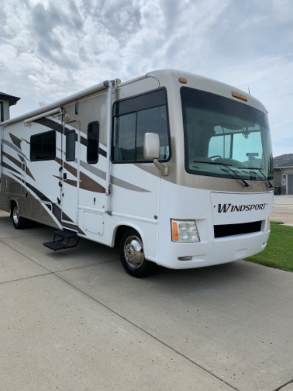 PENDING -REDUCED BY 4000.00-09 WINDSPORT 33FT CLASS A. FORD V10. | RVs ...