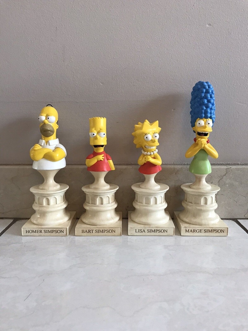 THE SIMPSONS FAMILY LIMITED EDITION BUST STATUE FIGURES | Arts ...