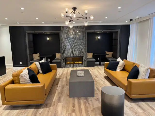 New Furnished Den in Executive Condo in Toronto’s Downtown | Room ...
