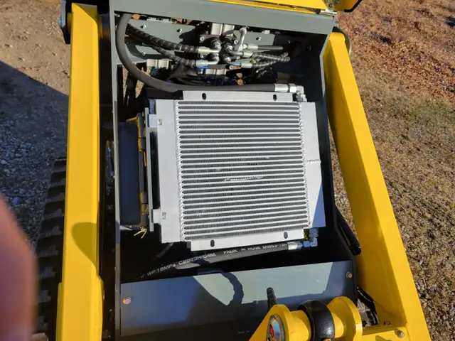 JoyT5 23 HP Rippa RS04 Mini Skid Steer with 220 kg Lift Capacity ...