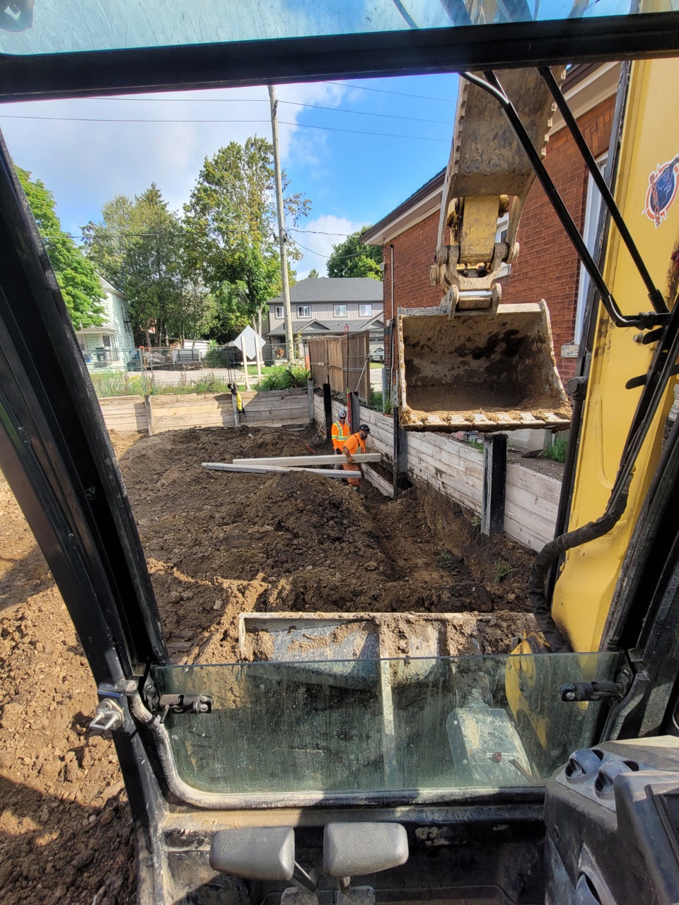 Excavator operator, labor , handyman | Construction & Trades | City of ...