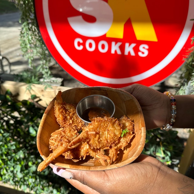 wanted !!! server/ waiter needed urgently | Bar, Food & Hospitality ...