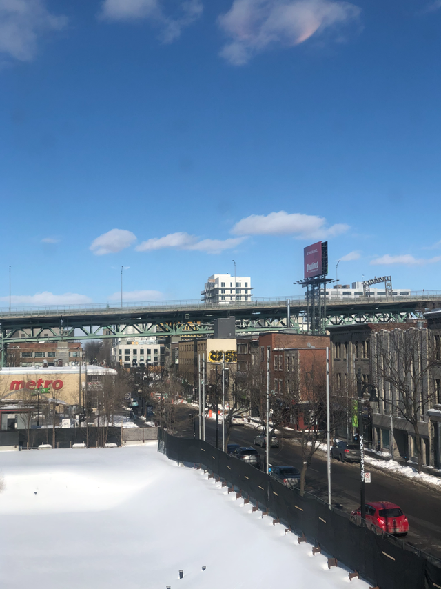 2 1/2 Rénové Meublé Metro Papineau Montréal Appartement | Long Term ...