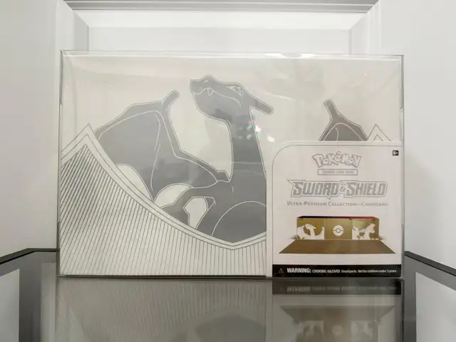 Charizard UPC Ultra Premium Collection Sworld & Shield - Pokemon | Arts ...