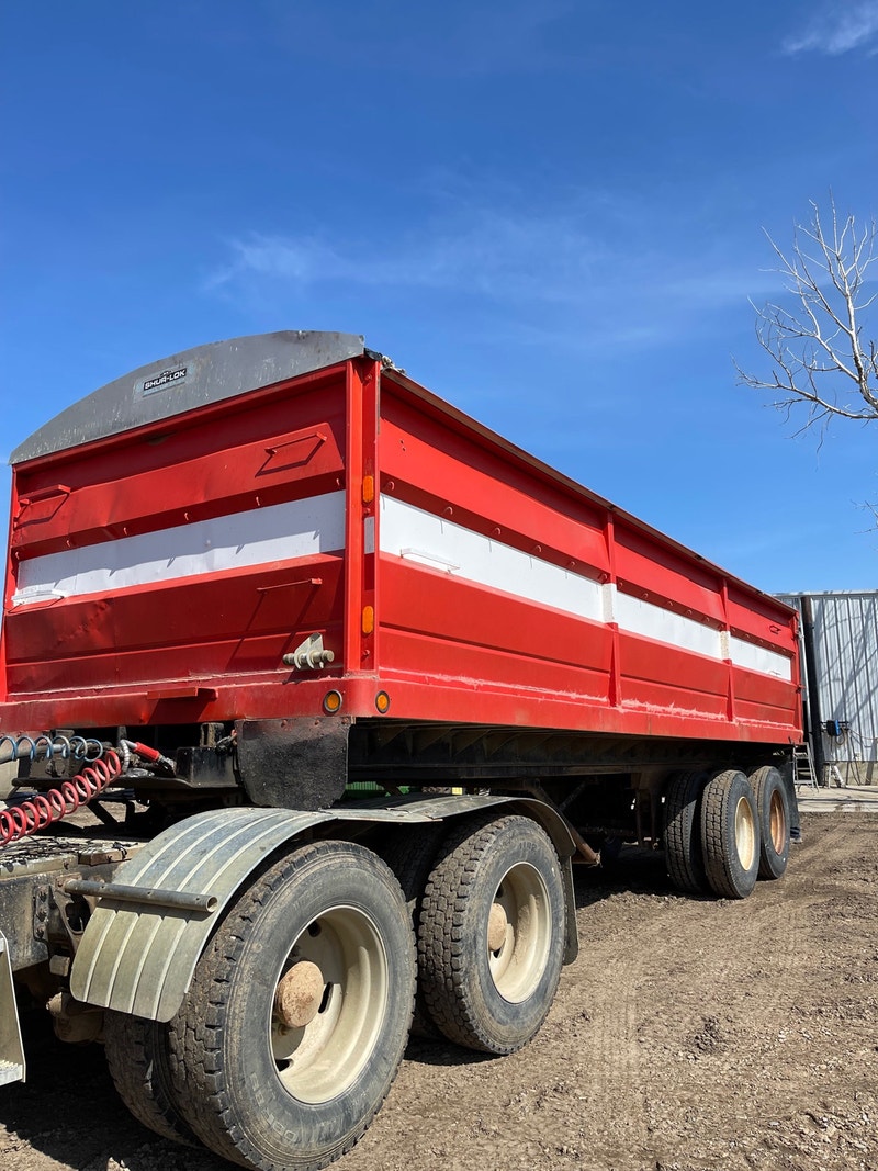 End dump trailer | Farming Equipment | Medicine Hat | Kijiji