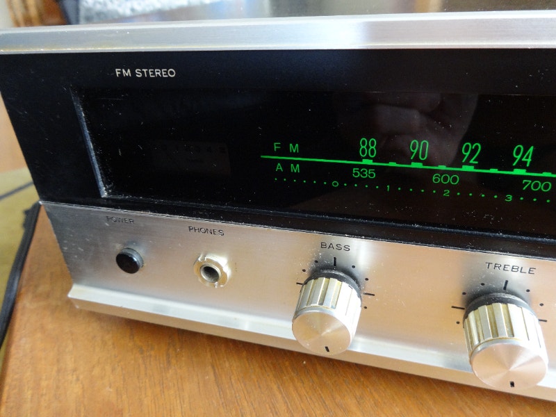 Sansui 200 Vintage Solid-State AM/FM Stereo Tuner Amplifier | Stereo ...