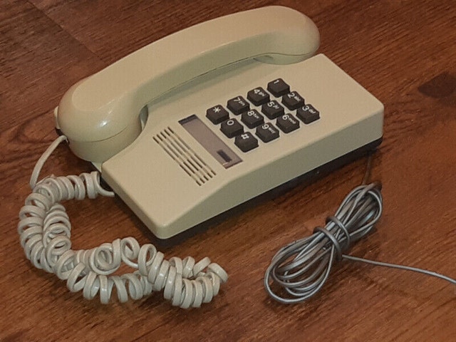 Vintage Northern Telecom Telephone Touch Tone No. RD 1983 Canada | Arts ...