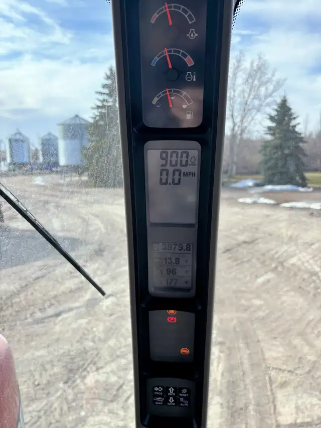 2011 Case Patriot 3330 Sprayer | Farming Equipment | Saskatoon | Free ...