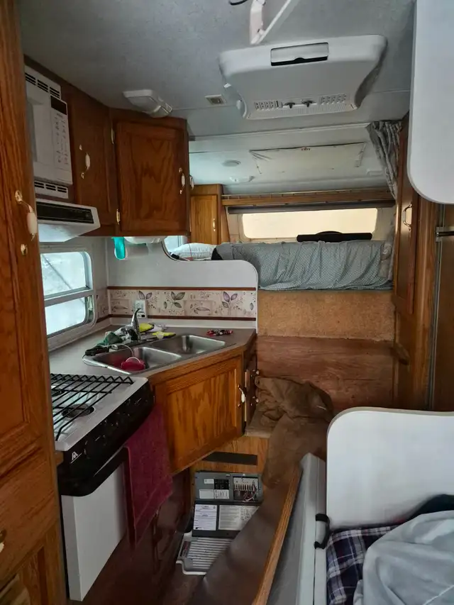 Truck camper for sale | Travel Trailers & Campers | Timmins | Free ...