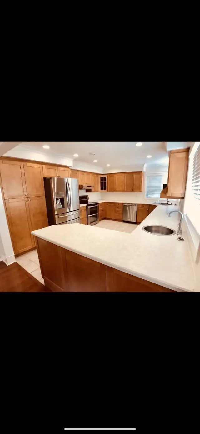 Spacious, furnished room with ensuite bathroom SFU Burnaby | Room ...