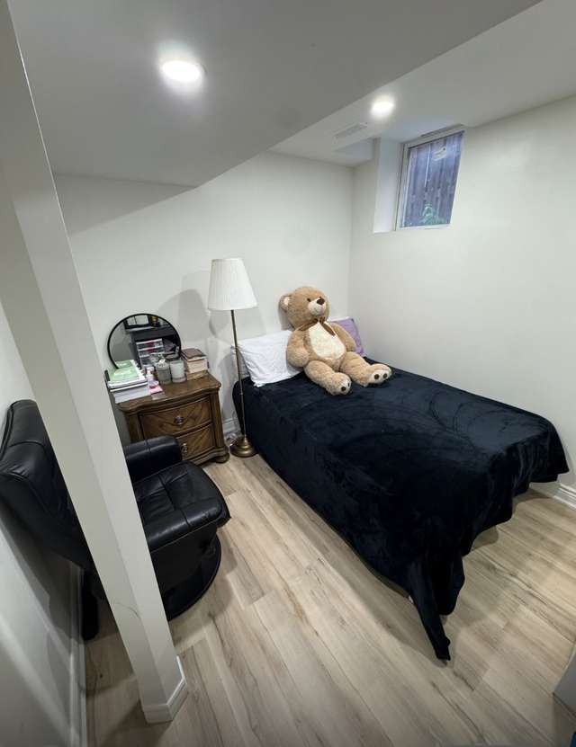 ONE BEDROOM FOR FEMALES IN NEW BASEMENT-MOUNT PLESANT GO-STATION | Room ...