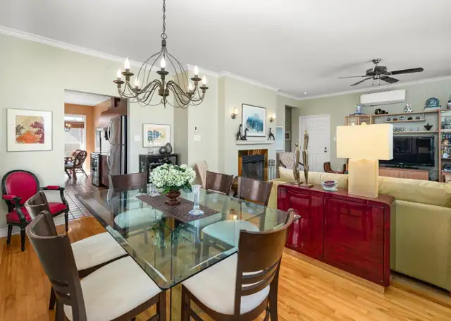 Beautiful Dining Table and 6 Elegant Chairs | Dining Tables & Sets ...