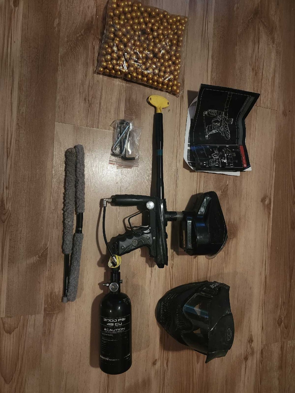 Paintball gun and accessor | Paintball | Trenton | Free local ...