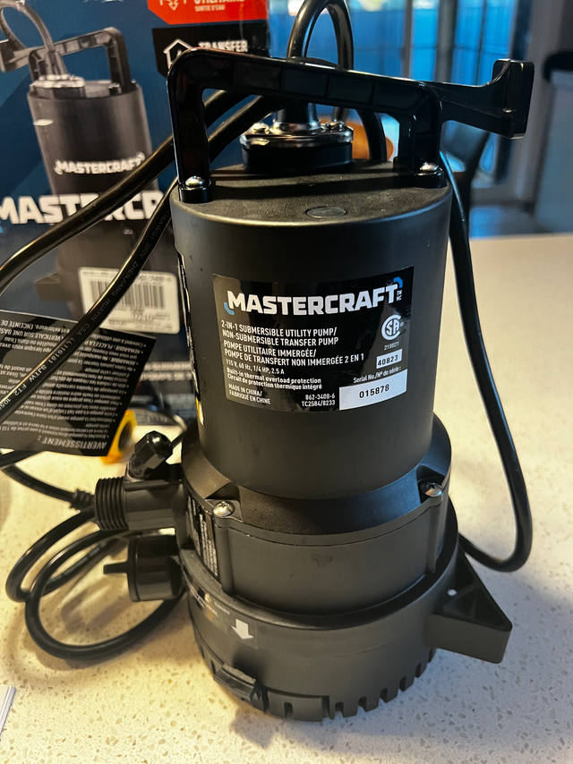 NEW Mastercraft ¼ HP Dual Function Submer. Pump (sells new $181 ...