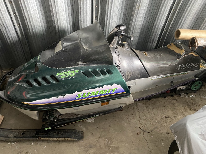 670 summit skidoo | Snowmobiles | Calgary | Kijiji Classifieds