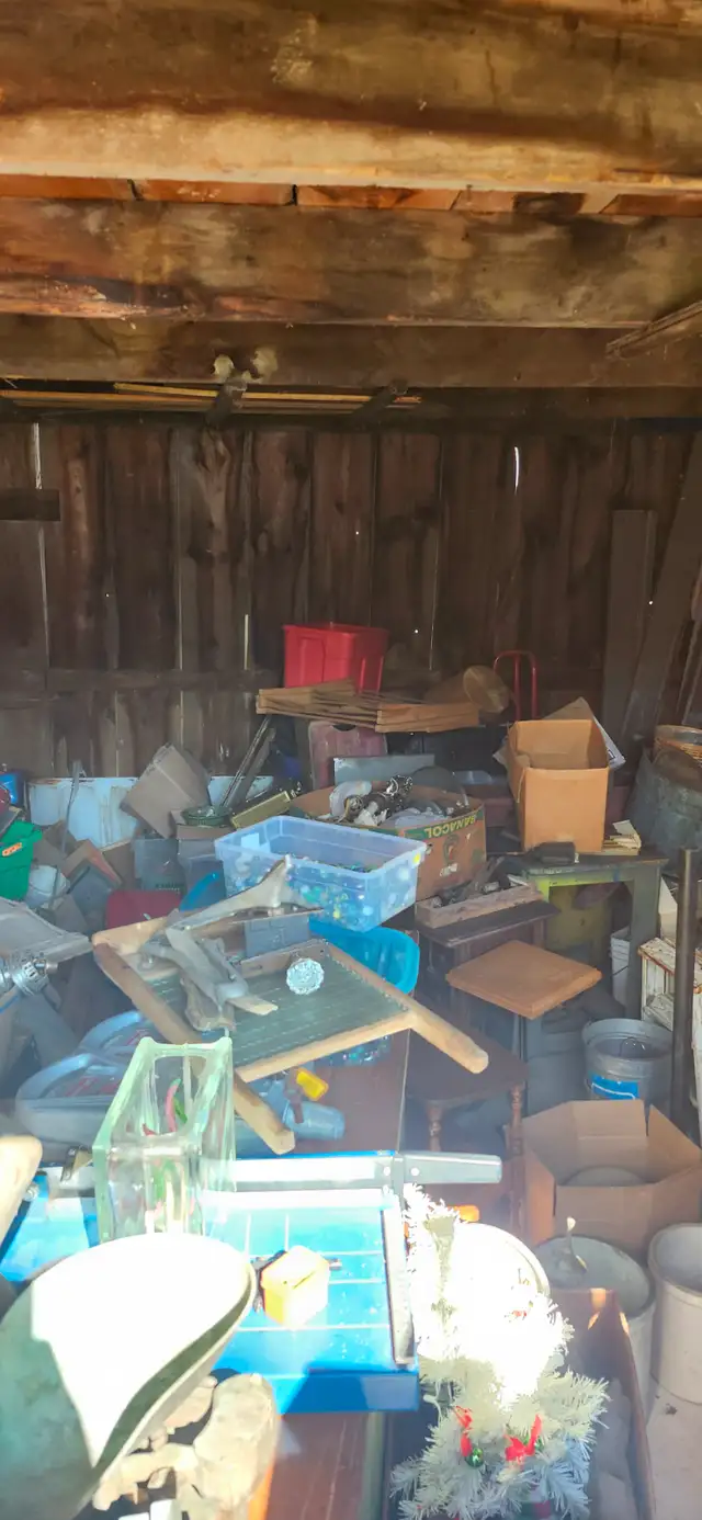 Huge Vintage and Antique Yard Sale Sunday April 26th Strathroy | Garage ...