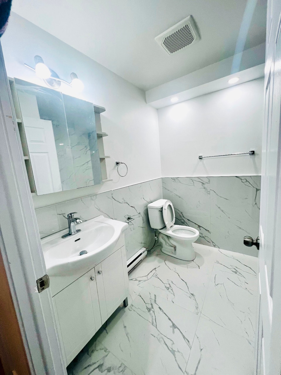 Studio for rent | Long Term Rentals | City of Montréal | Free local ...